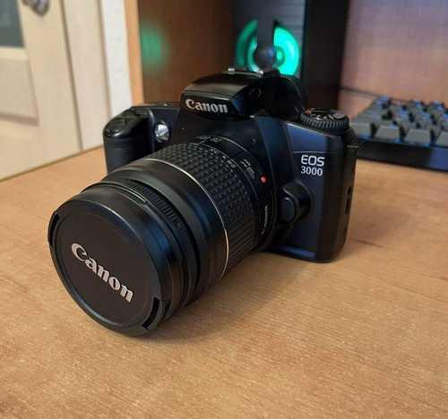 Зеркальный пленочный фотоаппарат Canon EOS 3000