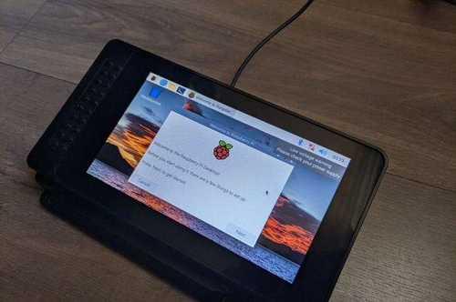 Raspberry Pi 3 B с дисплеем Smarti Pi Touch