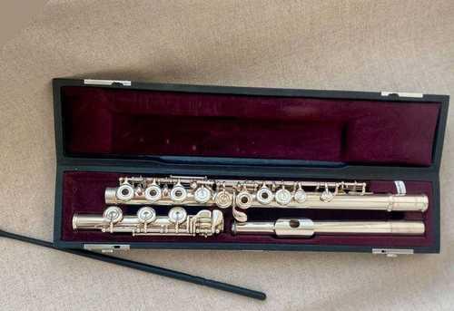 Флейта Yamaha YFL-472H c "ми-механикой" и коленом