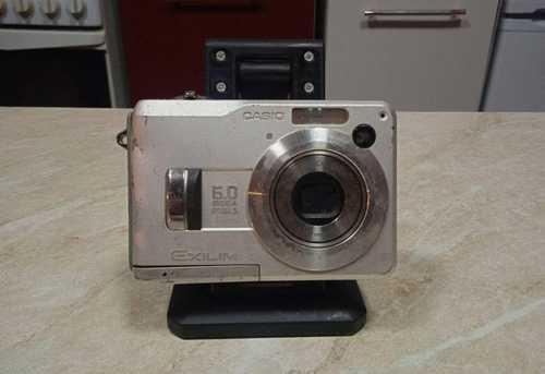 Компактный фотоаппарат cosio