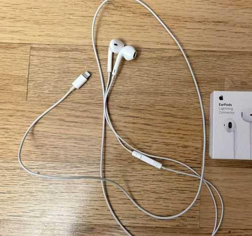 Наушники apple earpods lightning