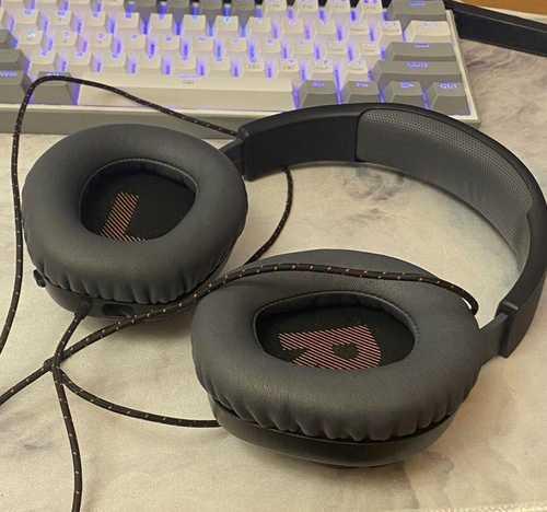 Наушники jbl quantum 100