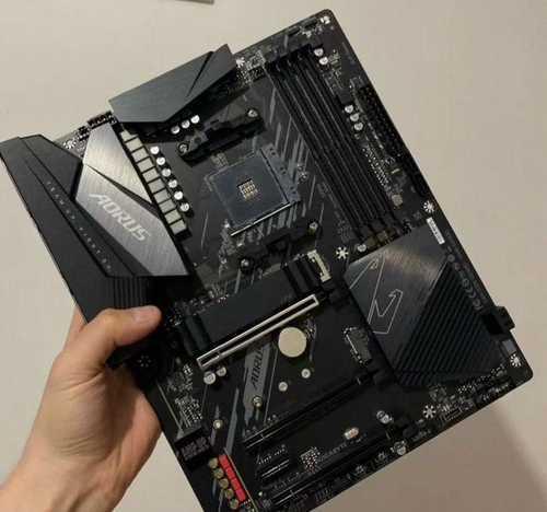 Gigabyte B550 aorus elite v2