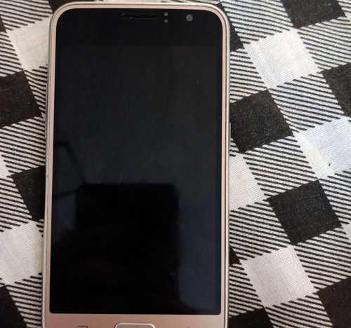 Samsung Galaxy J1 (2016) SM-J120F/DS, 8 ГБ