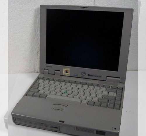 Toshiba Tecra 530 CDT ретро ноутбук 1998 г.на запч