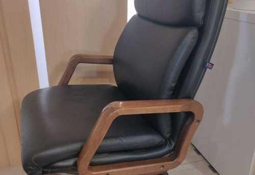 Кресло руководителя(натуральная кожа)
