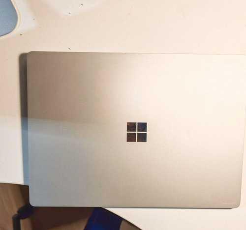 Microsoft surface laptop 2 i5 16gb