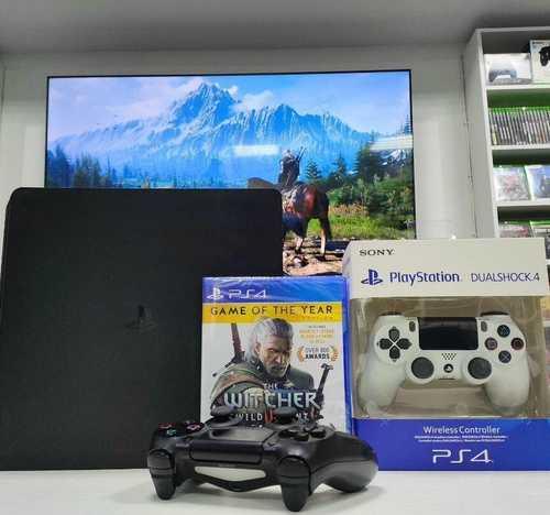 Sony PS4 Slim   2 геймпада и 119 игр