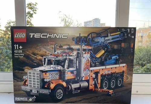 Конструктор lego Technic 42128 Грузовой эвакуатор