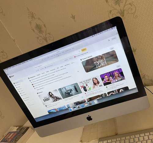 Моноблок Apple iMac 21.5 (конец 2009 года)