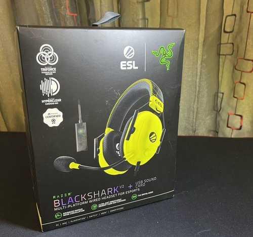 Проводные наушники Razer BlackShark V2 ESL Edition