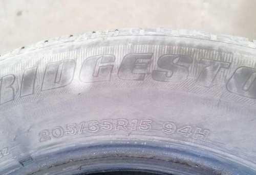 Bridgestone B250 205/65 R15