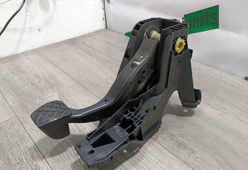 Педаль тормоза для Skoda Octavia A7