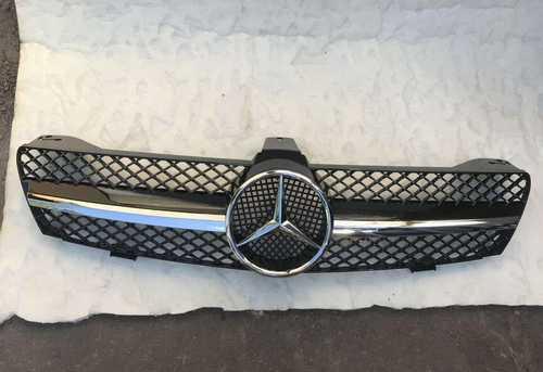 Mercedes CLS w219 решетка радиатора AMG дорест