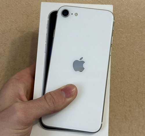 iPhone SE (2020), 64 ГБ