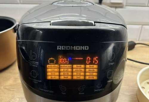 Мультиварка Redmond RMC M90