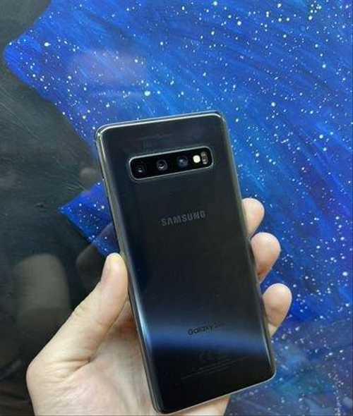 Samsung Galaxy S10 черный