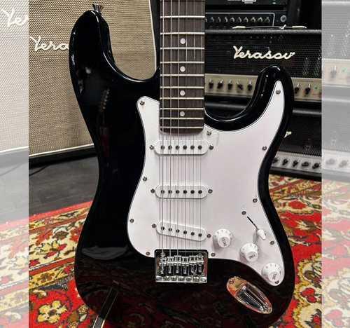 Squier by Fender MM strat hard tail black 151967