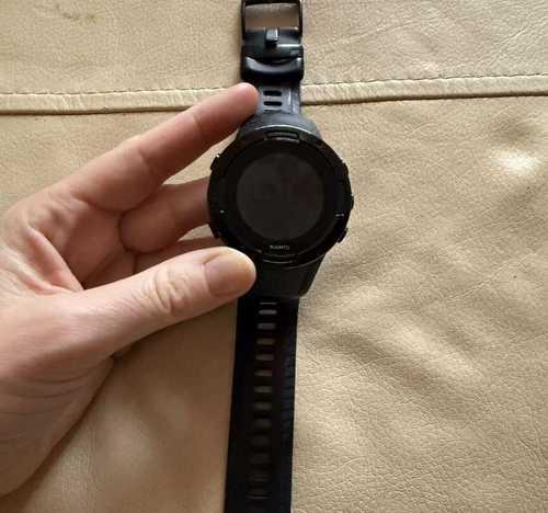 Часы suunto 5