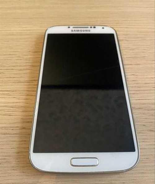 Смартфон Samsung Galaxy S4, 16 гб