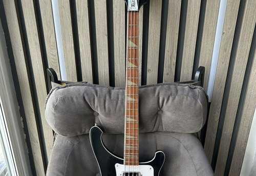 Бас-гитара Rickenbacker 4003