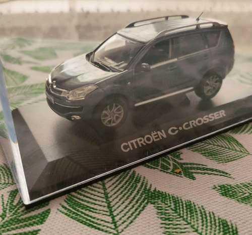 Модель автомобиля Citroen C-Crosser 1:43