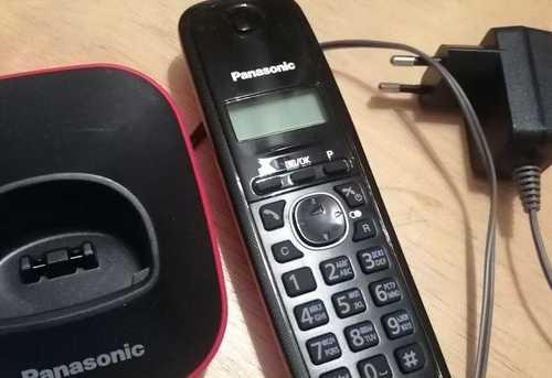 Dect телефон Panasonic KX-TG1611RUR