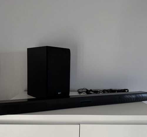 LG SH4D 300W 2.1 Soundbar