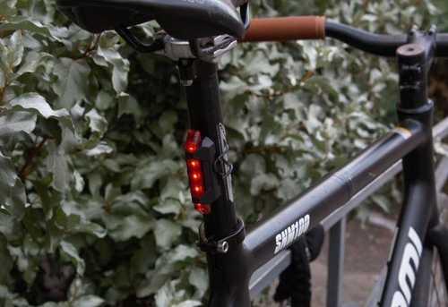 Задний фонарь для велосипеда базовый красный