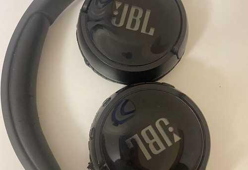 Беспроводные наушники JBL