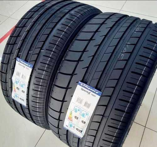 Triangle TH201 Sportex 235/35 R19 и 265/30 R19 88Y