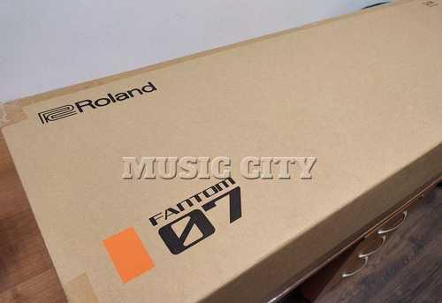 Roland Fantom 07 синтезатор