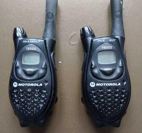 Рация motorola t5022 (2 штуки)