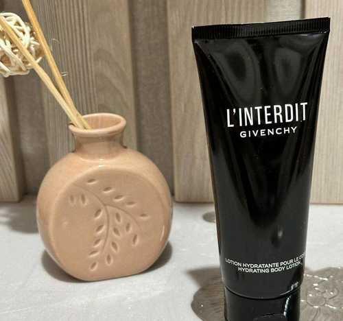 Лосьон парфюм Givenchy L'Interdit intense