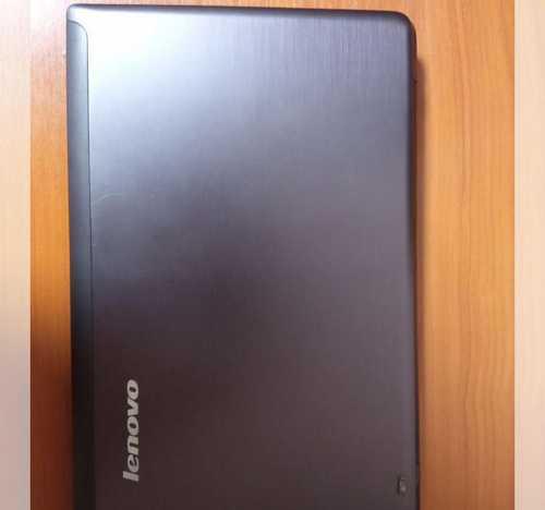 15.6" Lenovo IdeaPad Z575, A6, RAM 2 ГБ, 500 ГБ, Radeon HD 6520G