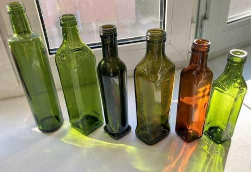 Бутылки зеленого стекла 14 шт