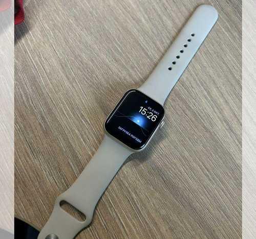 Смарт-часы Apple Watch SE 44mm