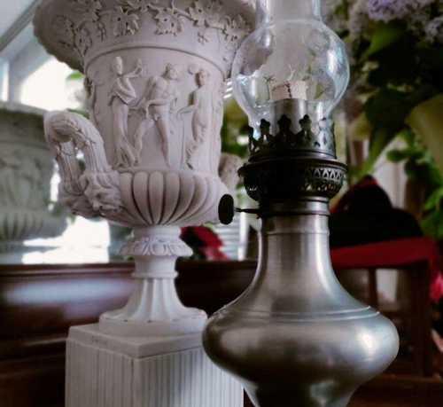 Старинная оловянная керосиновая лампа Франция