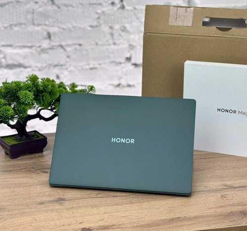 Honor MagicBook Art 14 Oled Ultra 5 /16/1Tb Green