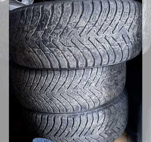 Nokian Tyres Hakkapeliitta 8 235/60 R18 107T