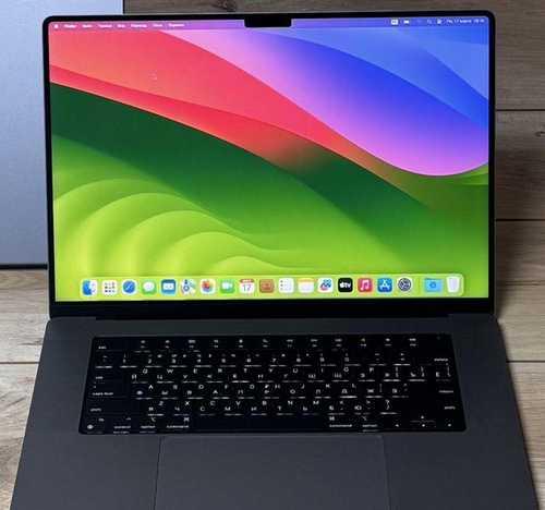 Крепкий орешек MacBook 16 PRO, M Pro и 512GB