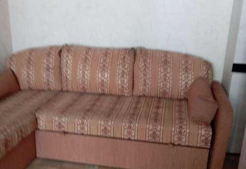 Продам угловой раскладной диван кровать