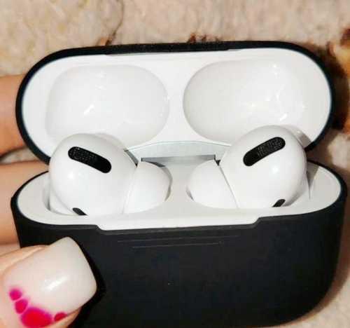 Беспроводные наушники apple airpods новые