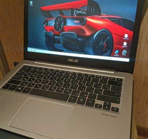 Asus Zenbook UX310U (13.3 FullHD/i5/8DDR4/256nvme