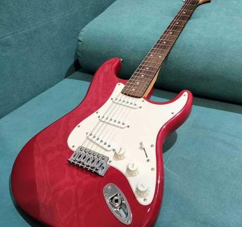 Электрогитара Fender Squier Bullet Stratocaster