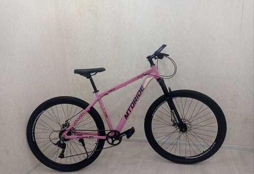 Новый розовый велосипед
