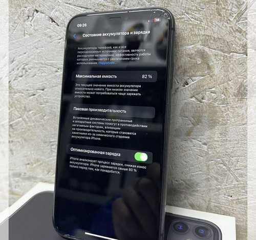 iPhone 11, 64 ГБ