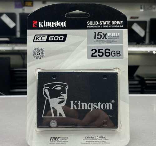 Kingston KC600 SKC600/256G 256Gb, 2.5", SATA