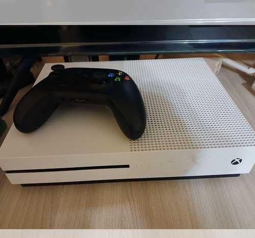 Игровая приставка xbox one s