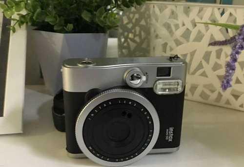 Плёночный фотоаппарат Instax mini 90